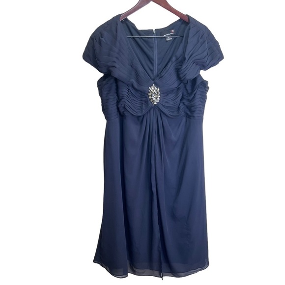 Laura | Dresses | Laura Plus Navy Blue Shift Dress Size 8 Formal | Poshmark